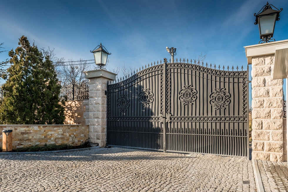 Why Is My Electric Gate Stuck Open? Quick Fixes for Sensor & Power ...